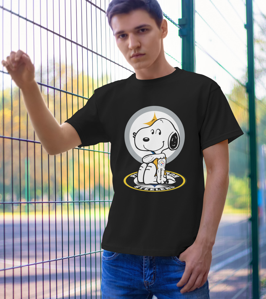 Snoopy Steelers Peanuts NFL Pittsburgh T-Shirt