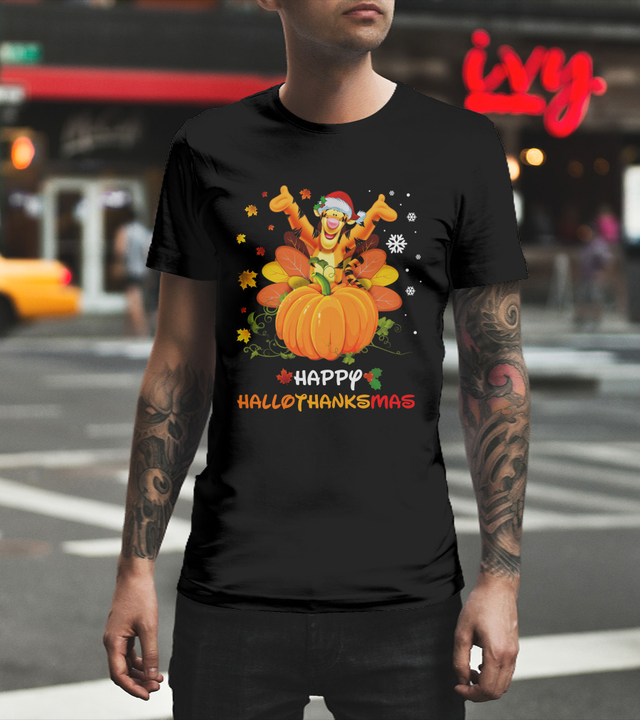 Happy Hallothankmas Tigger Santa Pumpkin Snowflakes Leaves T-Shirt