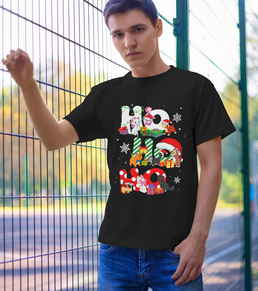 Disney Hohoho Christmas Cats Snowflakes Presents T-Shirt