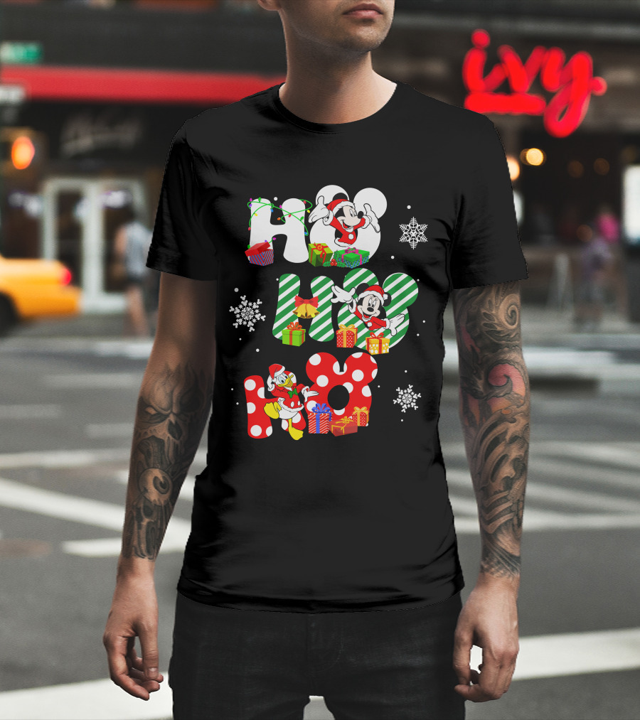 Mickey Mouse And Donald Duck Ho Ho Ho Christmas Snowflakes And Presents T-Shirt
