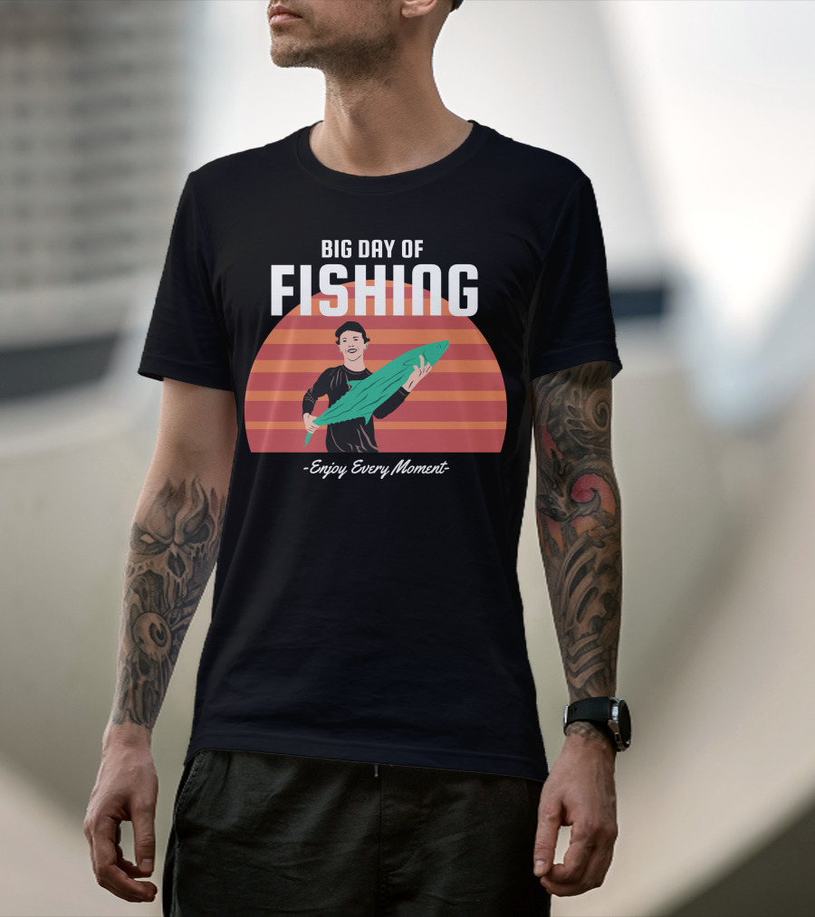 Big Day Of Fishing Enjoy Every Moment Retro Sunset Catch T-Shirt
