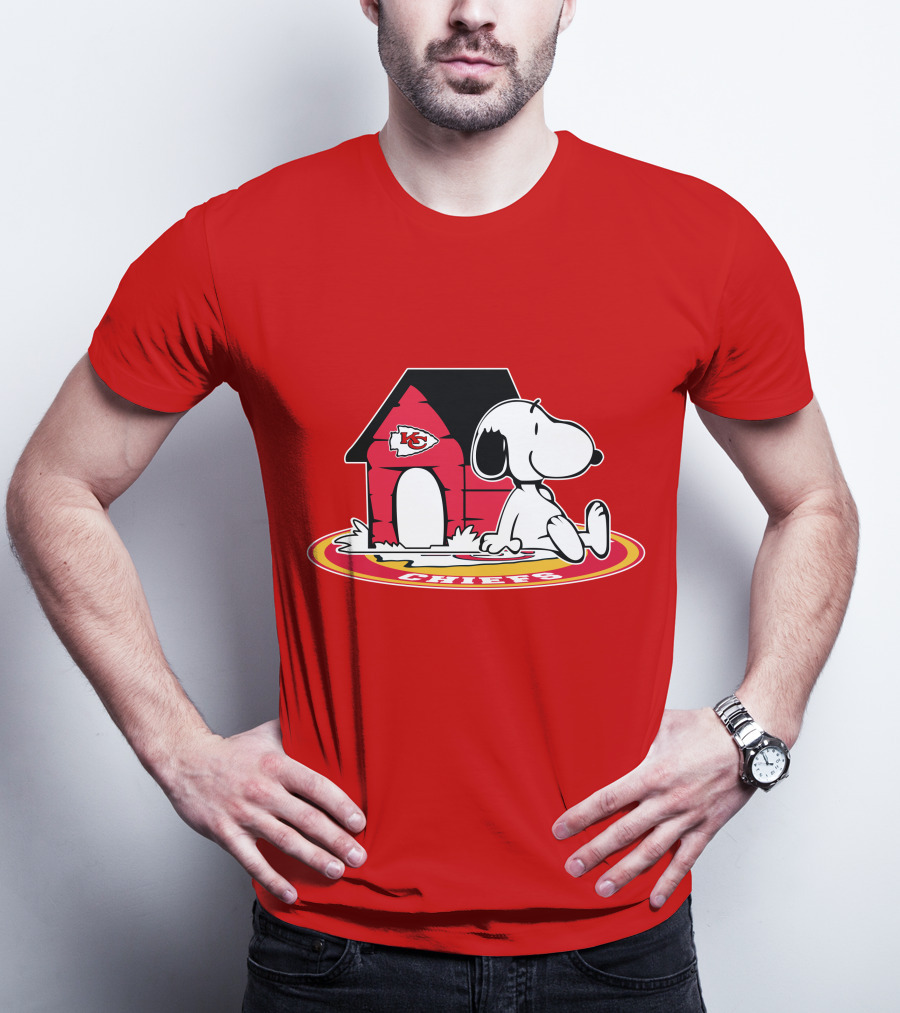 Kansas City Chiefs Snoopy Fan Now And Forever T-Shirt