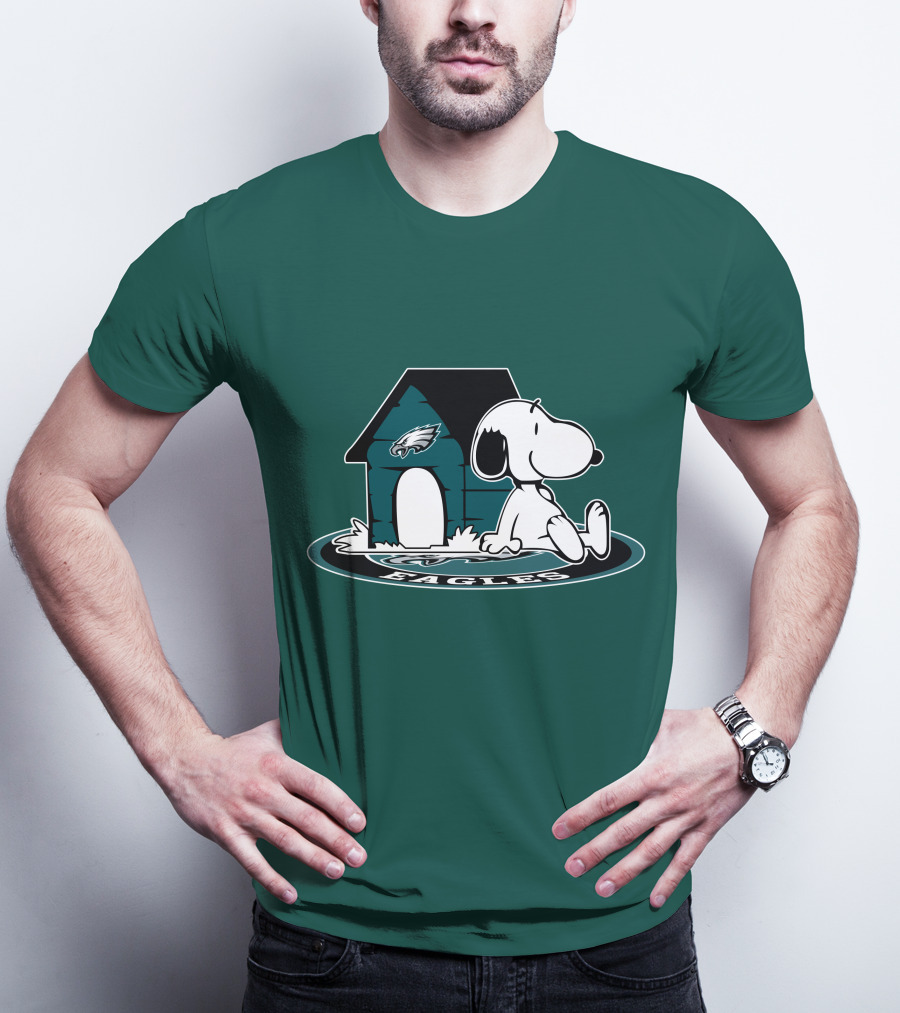 Philadelphia Eagles Snoopy Now And Forever Football Fan T-Shirt