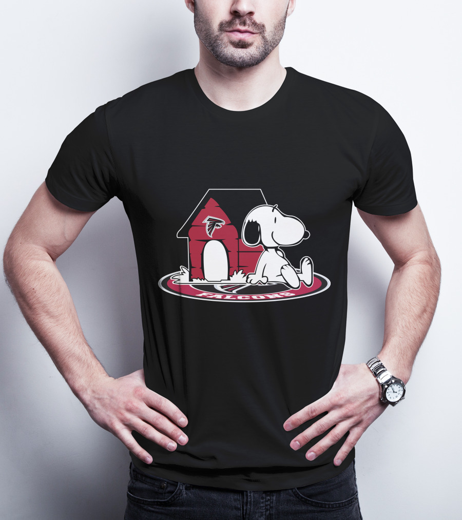 Atlanta Falcons Snoopy Doghouse Fan Forever T-Shirt