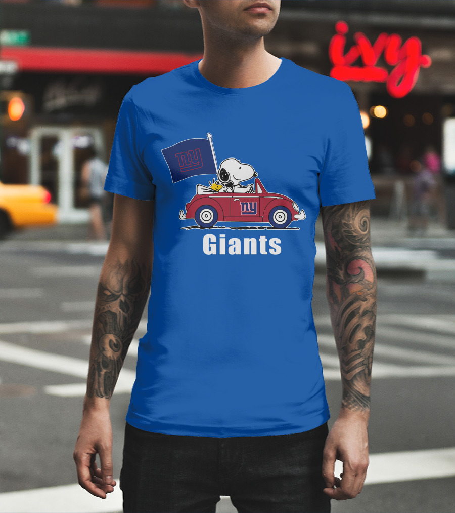 New York Giants Snoopy Driving With Woodstock And Flag T-Shirt
