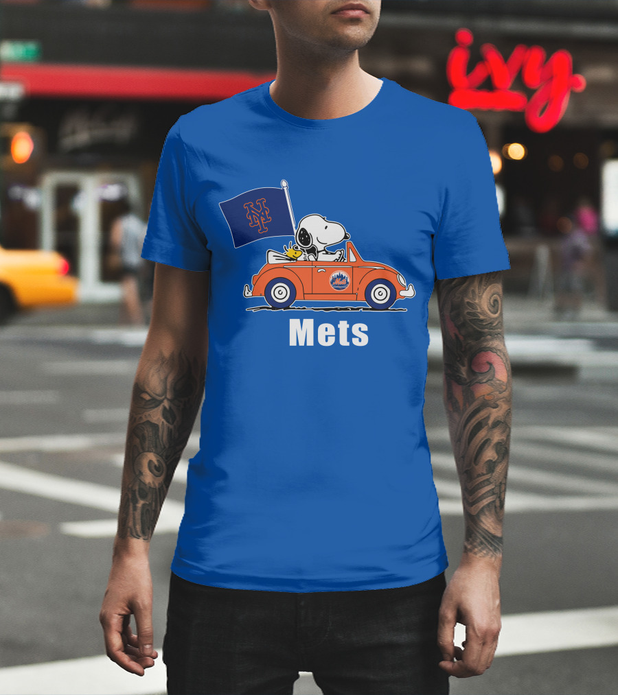 Mets Snoopy Driving With Woodstock And Flag T-Shirt