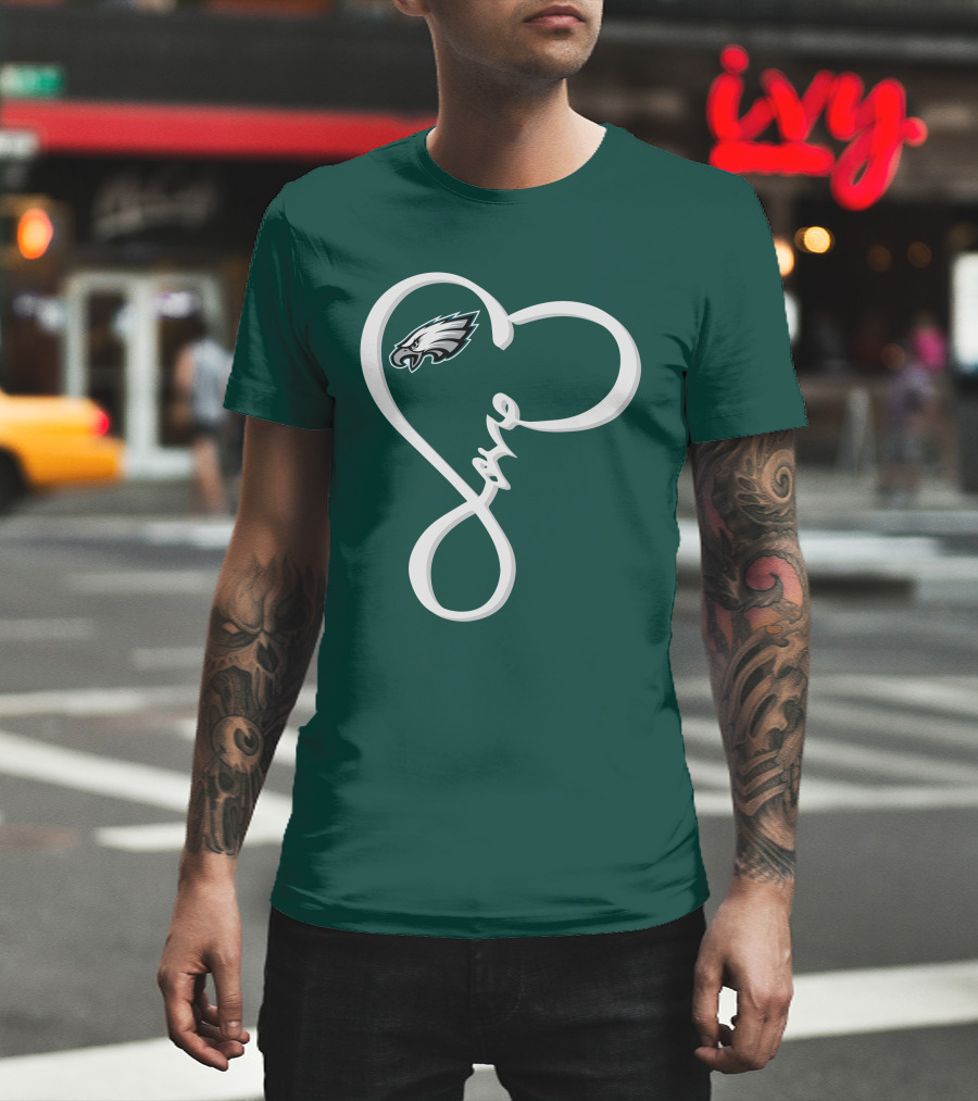 Philadelphia Eagles Love Heart T-Shirt