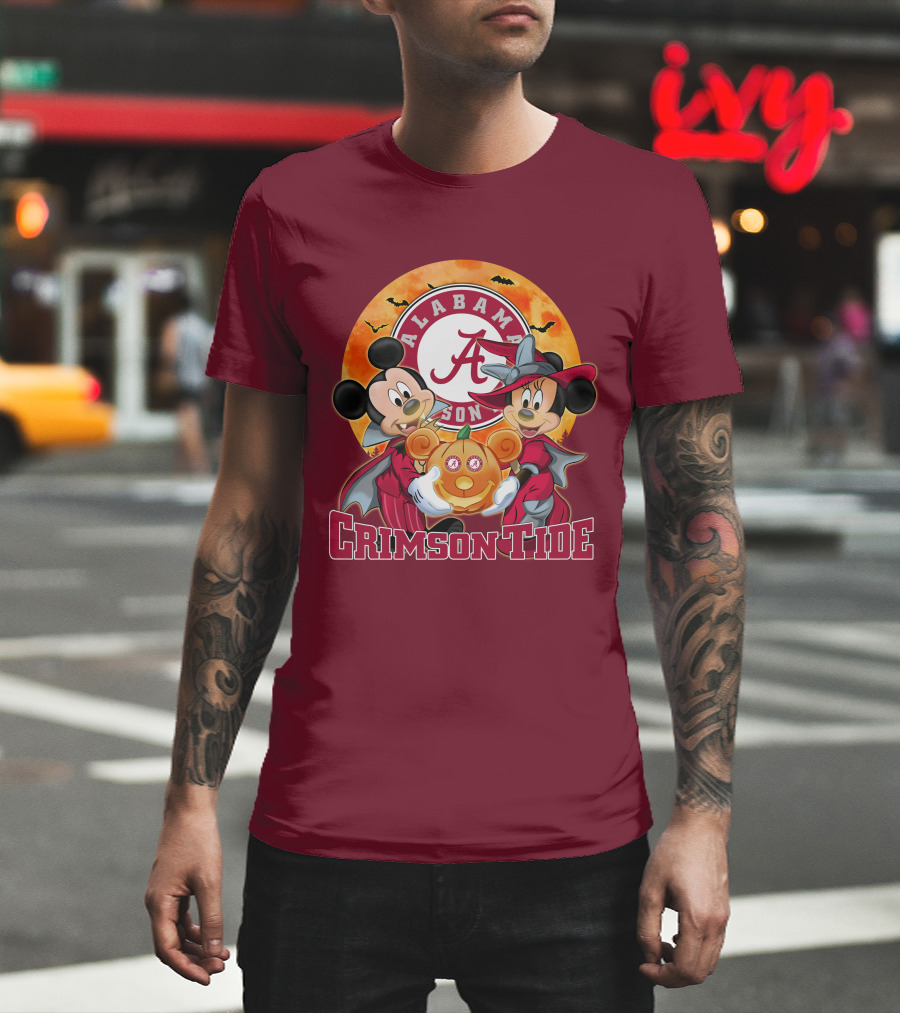 Alabama Crimson Tide Mickey Mouse Minnie Mouse Halloween Pumpkin Circle T-Shirt