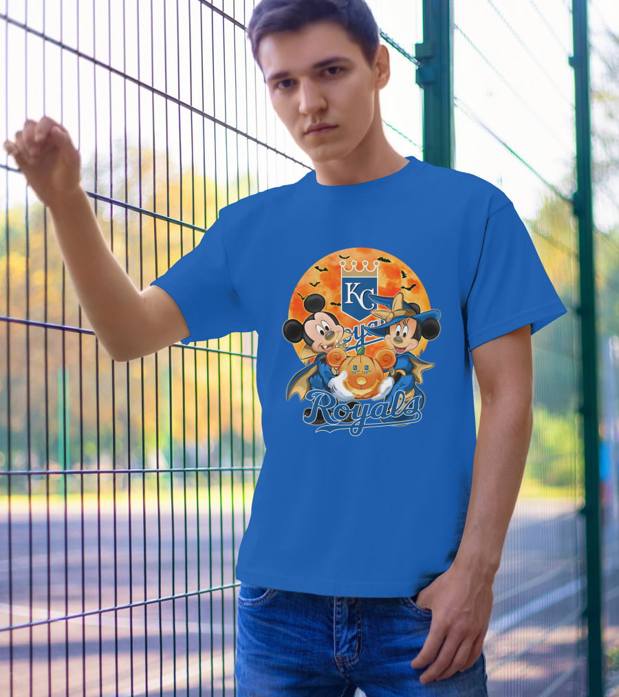 Kansas City Royals Mickey Mouse And Minnie Mouse Halloween Pumpkin Magic T-Shirt