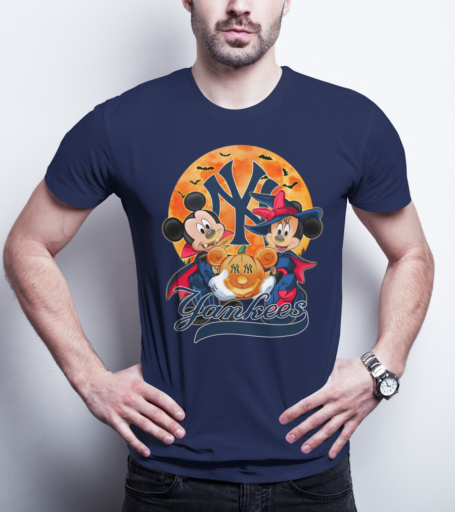 New York Yankees Mickey Mouse Minnie Mouse Halloween Pumpkin Moon Bats T-Shirt