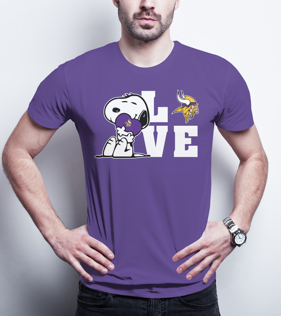 Snoopy Love Minnesota Vikings Logo Heart Hug T-Shirt