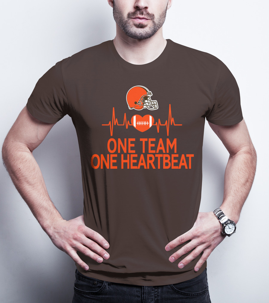 Cleveland Browns Football Helmet One Team One Heartbeat T-Shirt