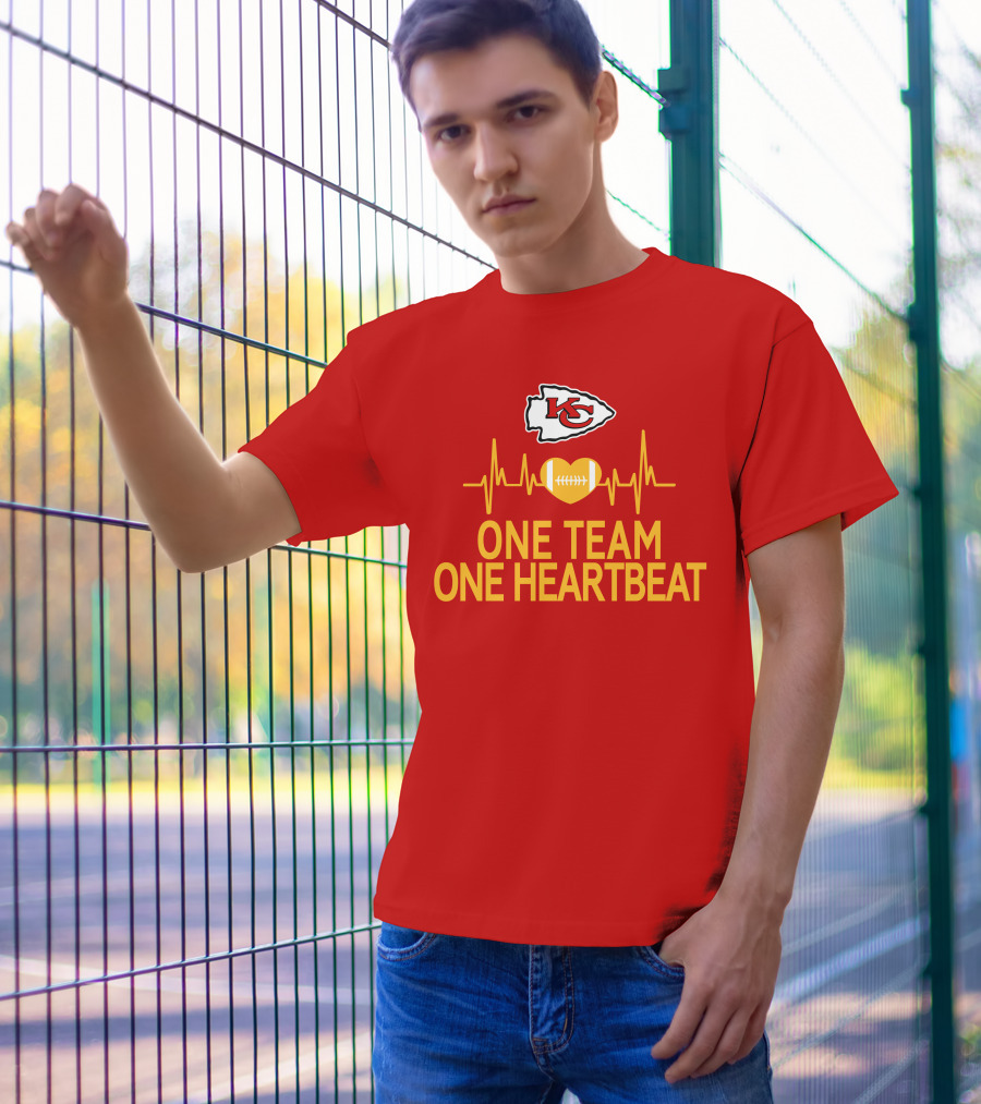 Kansas City Chiefs KC Logo Heartbeat Football One Team One Heartbeat T-Shirt