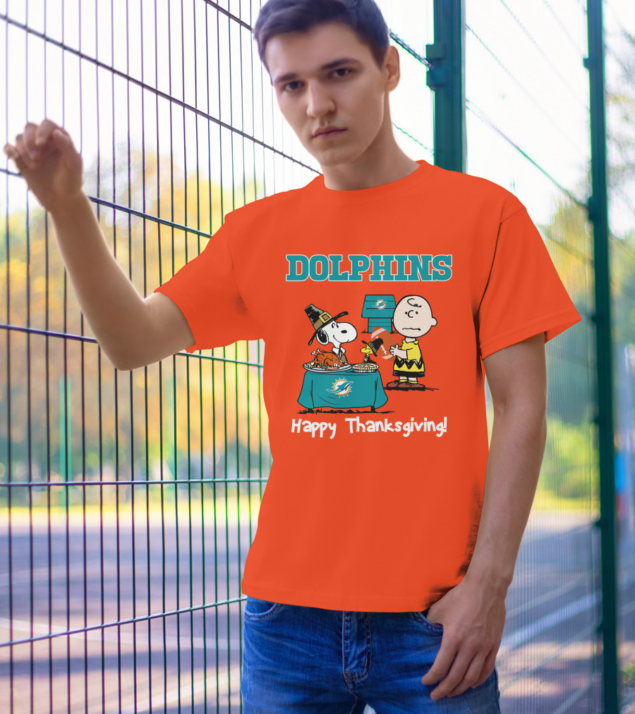 Dolphins Snoopy Charlie Brown Happy Thanksgiving Miami T-Shirt
