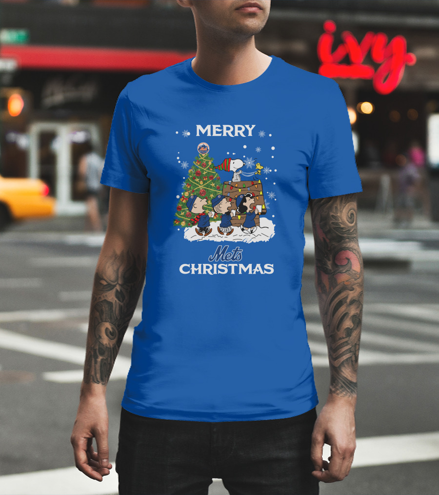 Merry Mets Christmas New York Mets Peanuts Tree Snoopy Woodstock T-Shirt