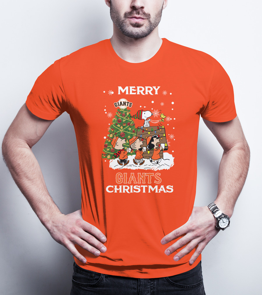 Merry Christmas San Francisco Giants Peanuts Tree T-Shirt