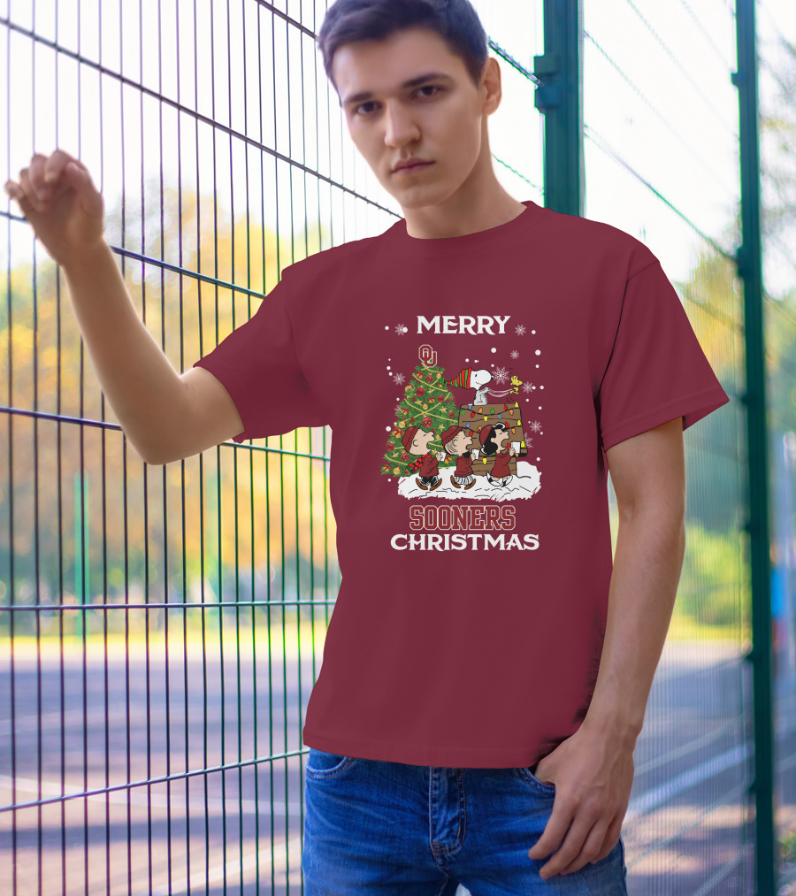 Merry Christmas Snoopy Oklahoma Sooners Christmas Tree Peanuts T-Shirt