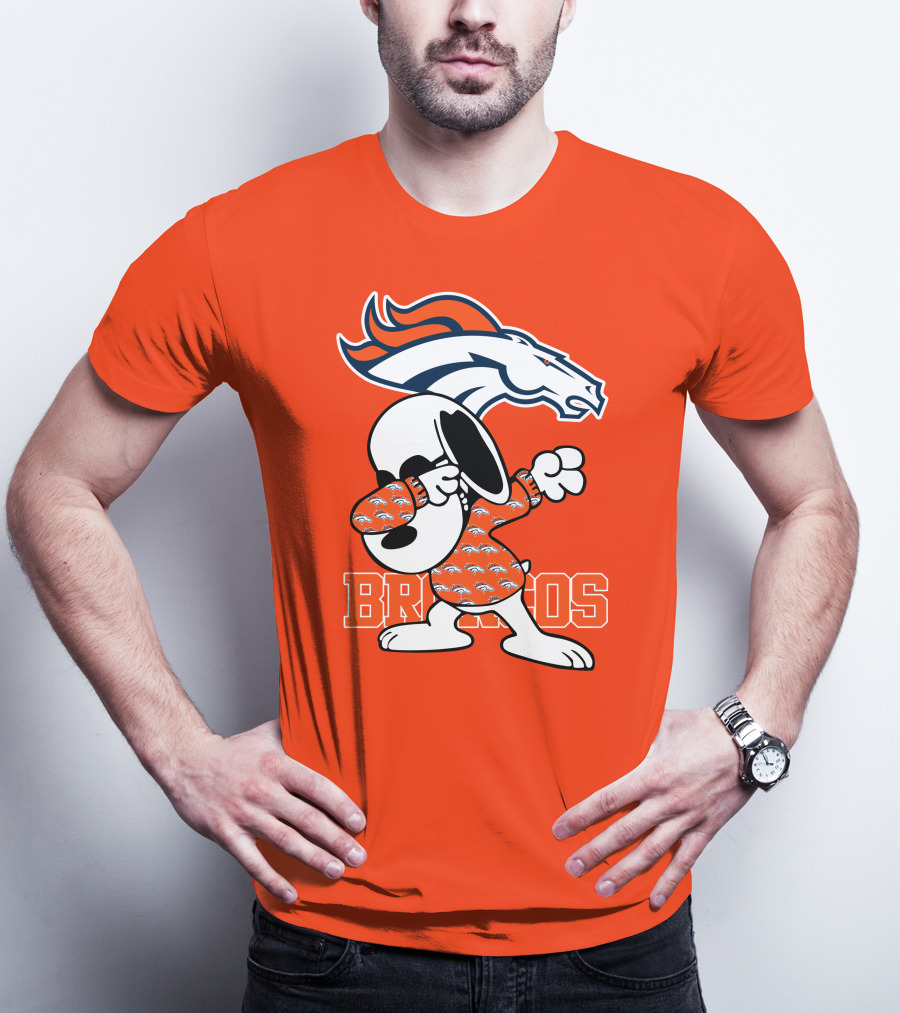 Denver Broncos Snoopy Dabbing Broncos T-Shirt