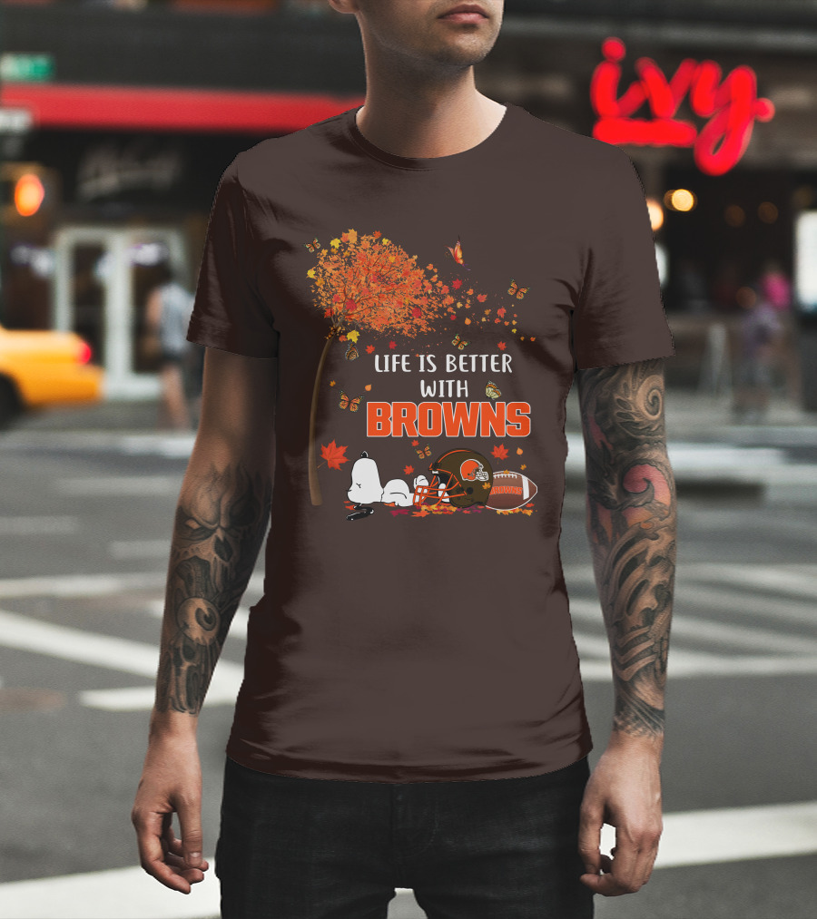 Life Is Better With My Cleveland Browns Football Autumn Scene And Peanuts Character T-Shirt