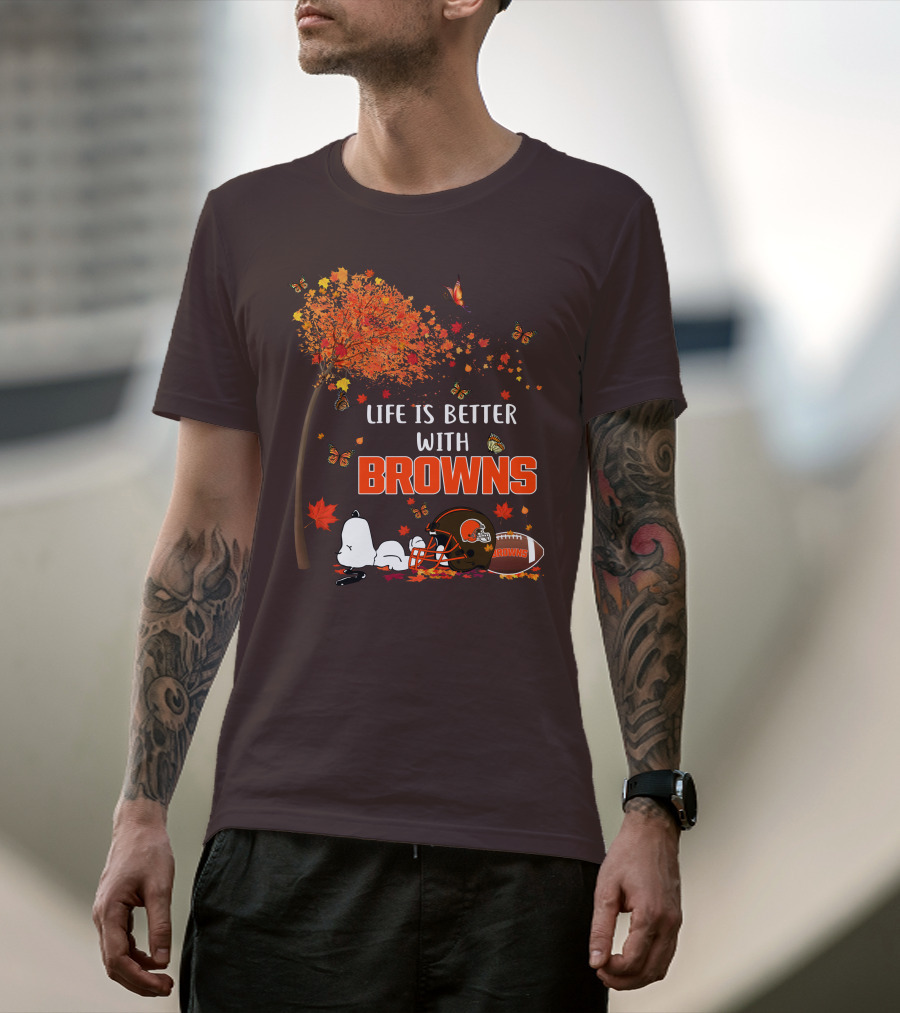 Life Is Better With My Cleveland Browns Football Autumn Scene And Peanuts Character T-Shirt