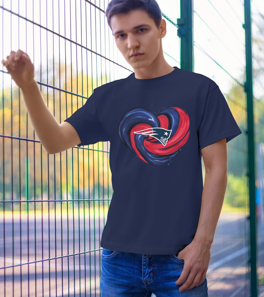 New England Patriots Heart Swirl T-Shirt