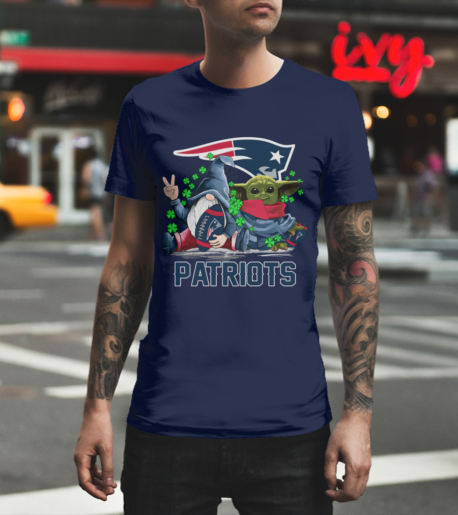 Leprechauns Gnomes Baby Yoda New England Patriots Football Icons T-Shirt