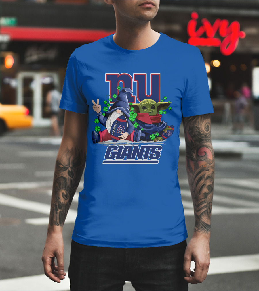 New York Giants Leprechauns Gnomes Baby Yoda Football Clover T-Shirt