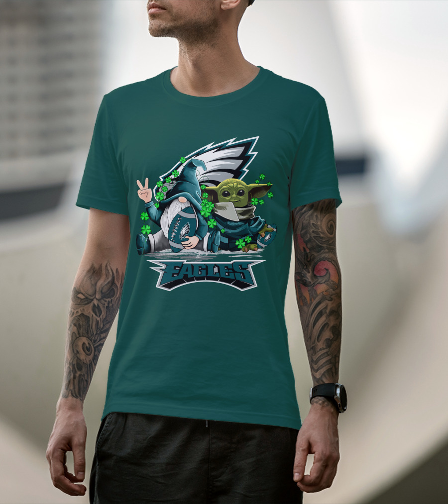 Philadelphia Eagles Leprechauns Gnomes Baby Yoda Hug Football T-Shirt