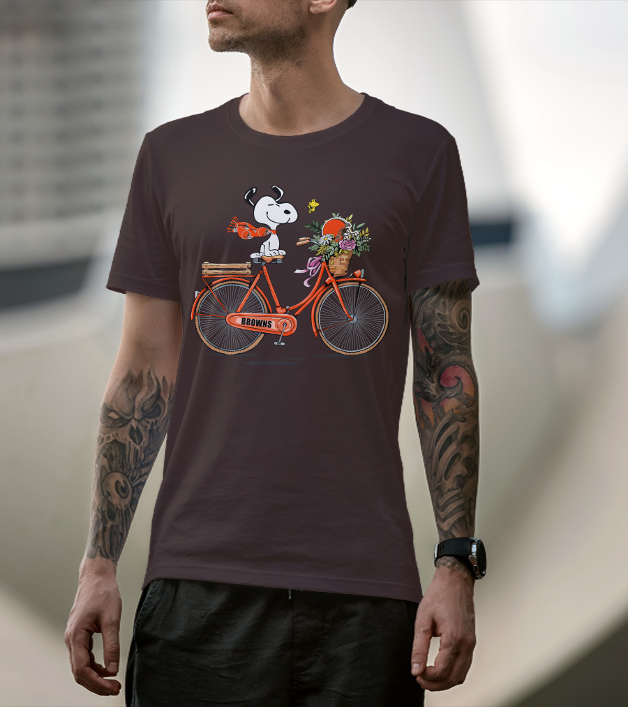 Cleveland Browns Snoopy Woodstock Flower Bicycle T-Shirt