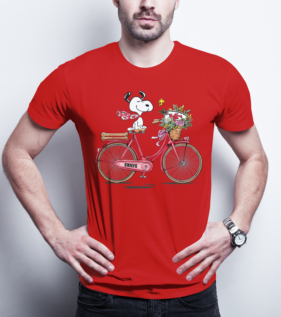 Kansas City Chiefs Snoopy Bicycle Flowers T-Shirt