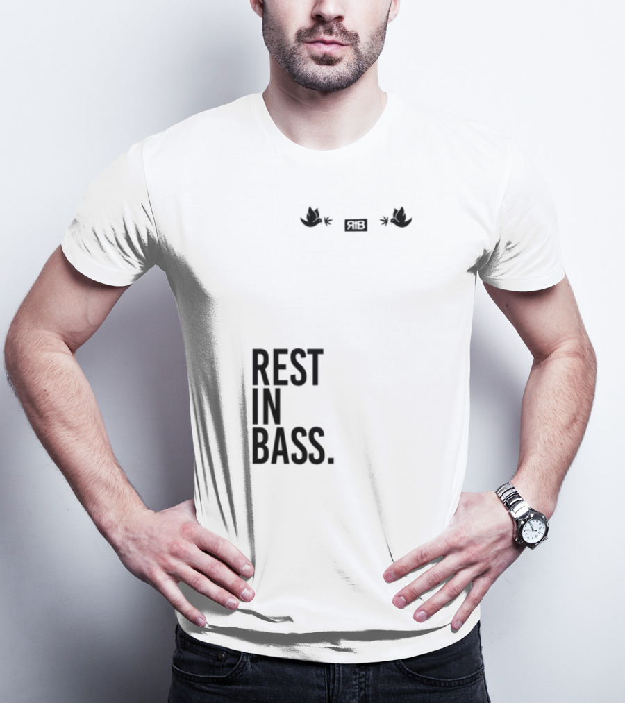 Rest In Bass Che Flying High Peace Symbol Headphones Star Elements T-Shirt