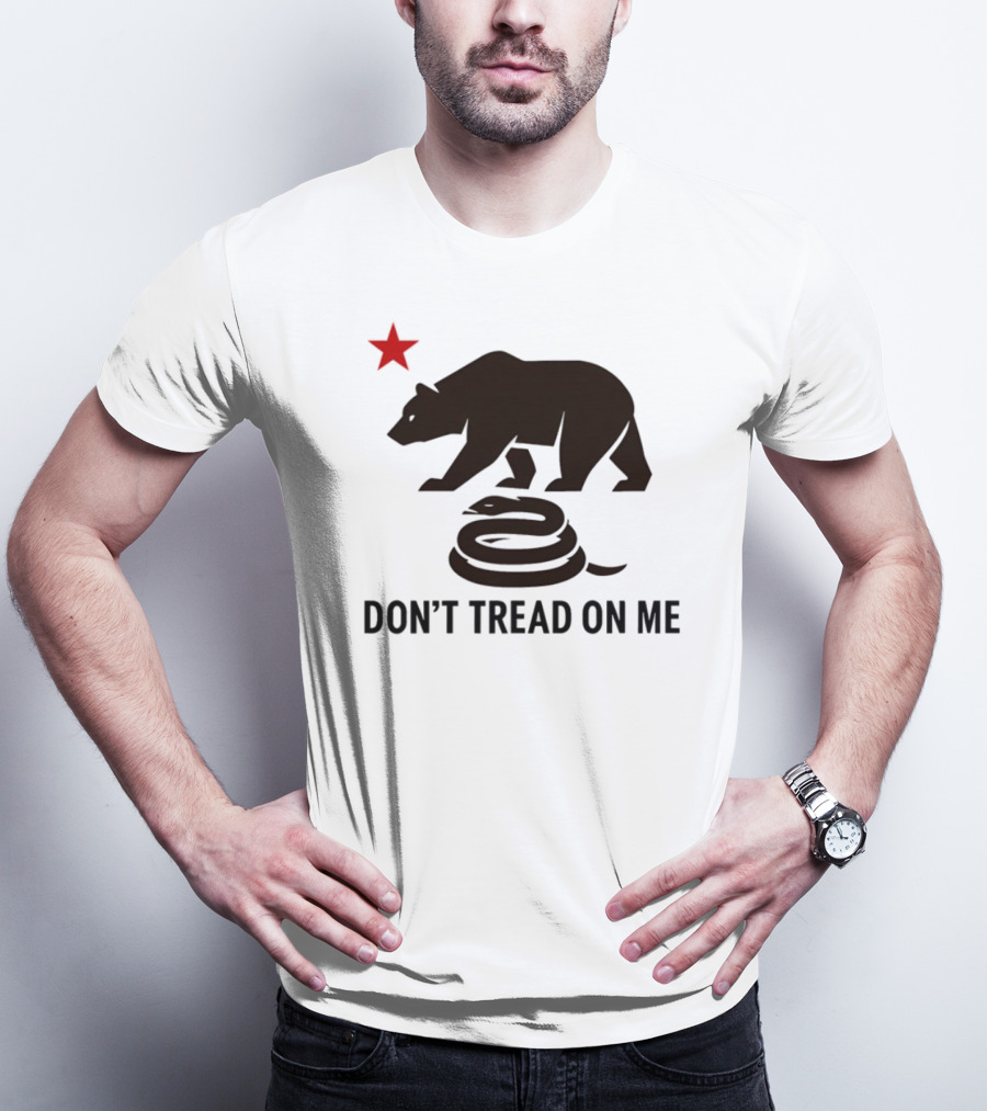 California Bear Tyrant King Don't Tread On Me Symbol With Star And Snake T-Shirt