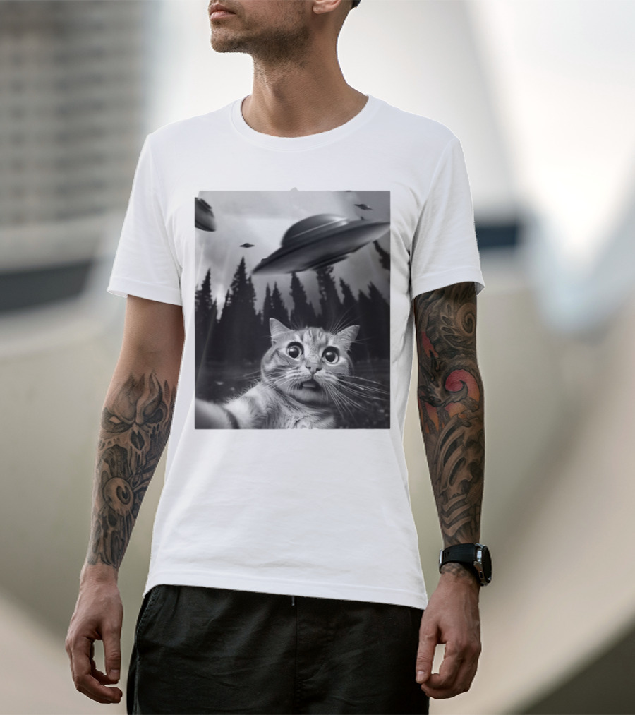 Keith Hernandez Cat Selfie Ufos Forest Scene T-Shirt