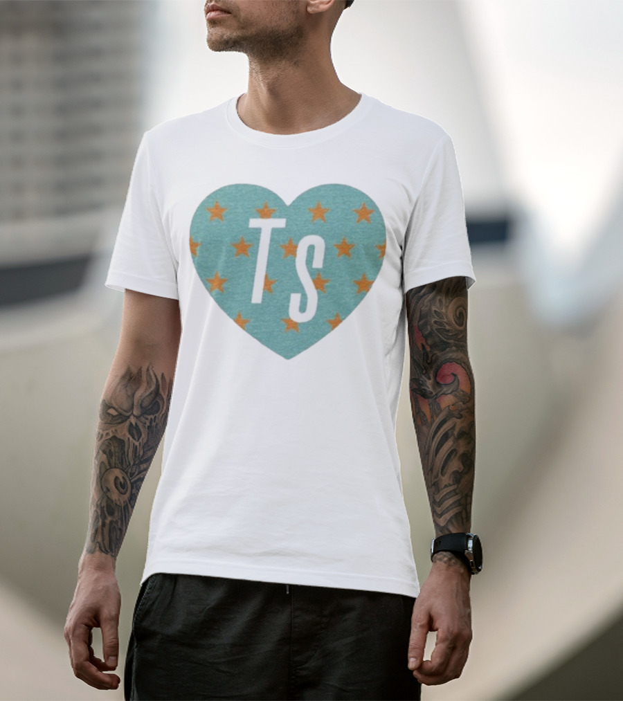 TS Heart With Orange Stars Pattern Design T-Shirt