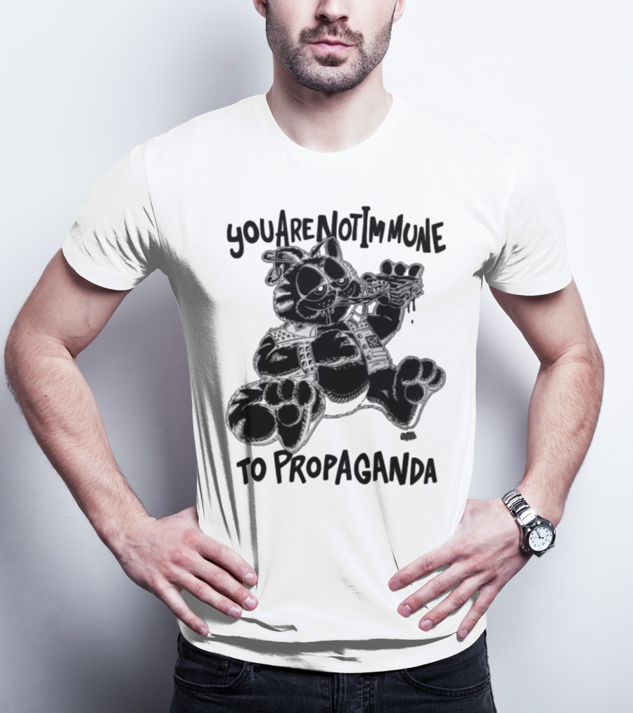 Punkwithacamera Cat With Pizza You Are Not Immune To Propaganda T-Shirt