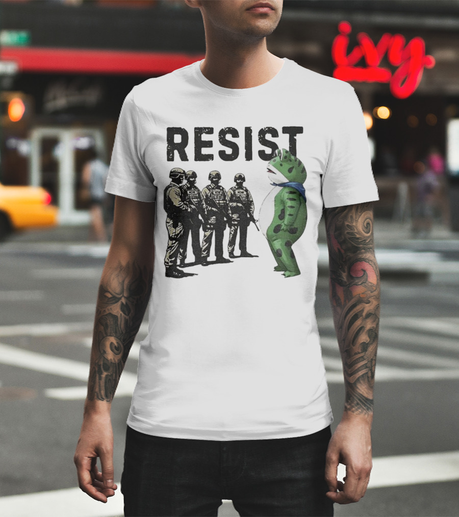 Portland Frog Resist Anti Fascism Anti Trump Protest Graphic T-Shirt