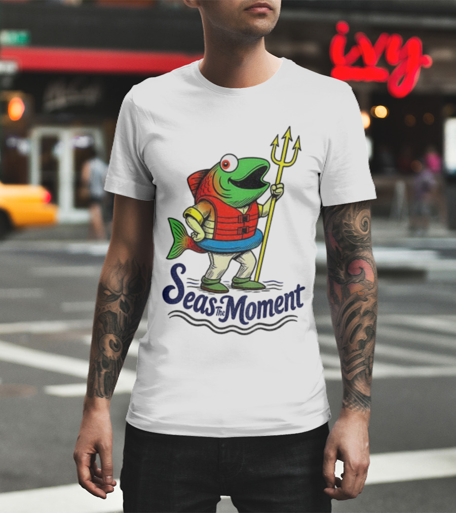 Seas The Moment Humpy Salmon Holding Trident Seattle Mariners MLB Baseball Fan Apparel T-Shirt