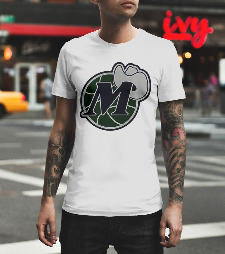 Dallas Mavericks M With Cowboy Hat And Basketball Icon T-Shirt
