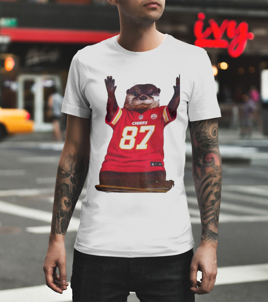Travis Kelce 87 Kansas City Chiefs Sea Otter NFL Fan Jersey T-Shirt