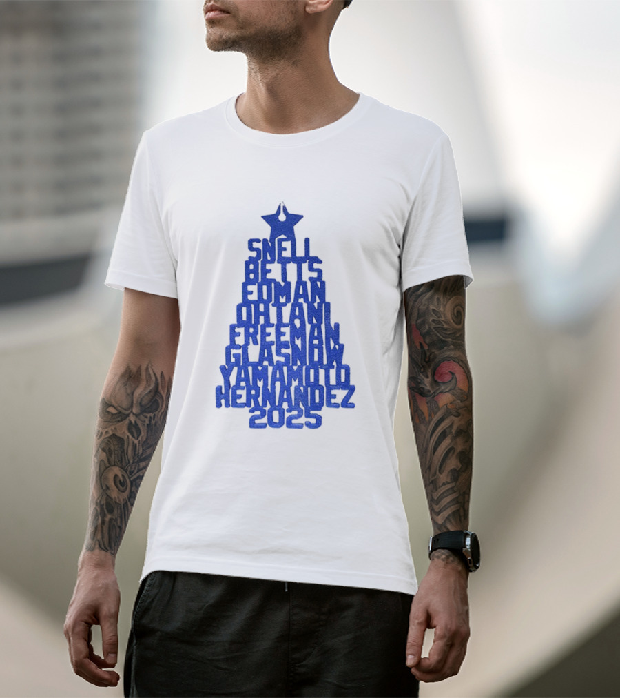 Los Angeles Dodgers Snell Betts Freeman Ohtani Freeman Glasnow Yamamoto Hernandez Christmas Tree 2025 T-Shirt