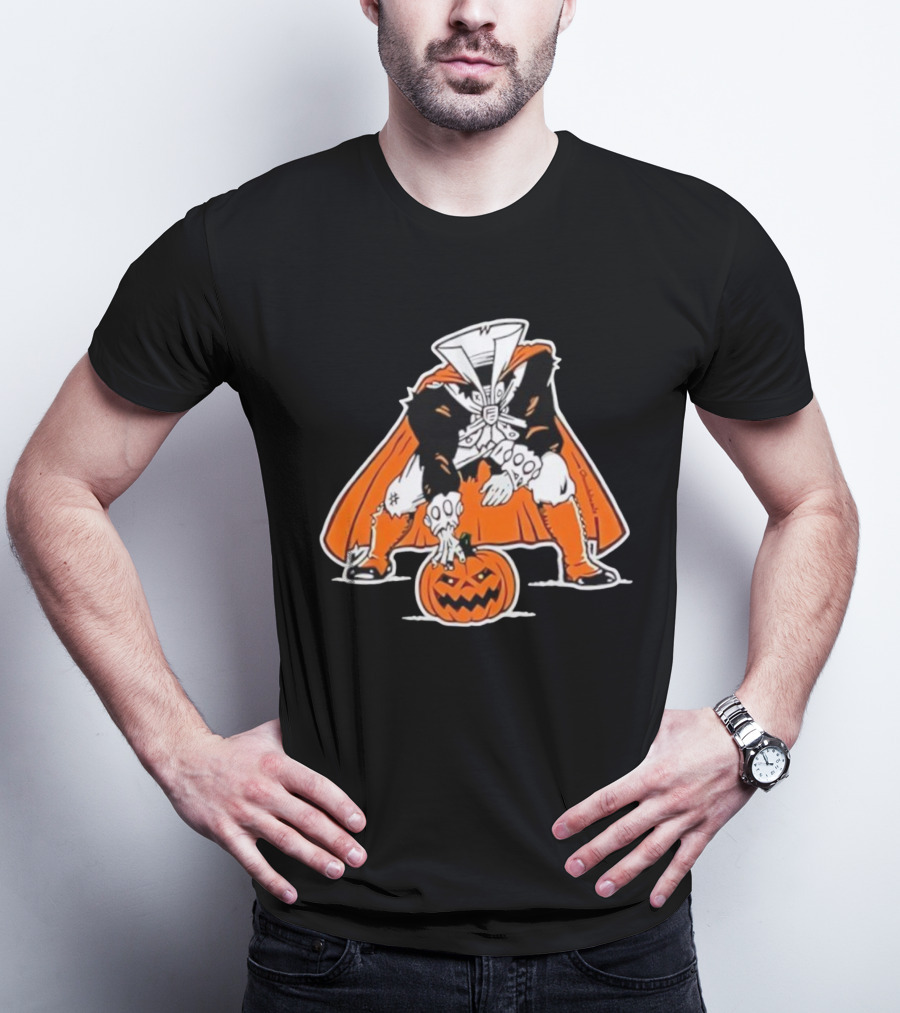 Headless Horseman Halloween Character With Pumpkin Jack O' Lantern Orange Cape Costume T-Shirt
