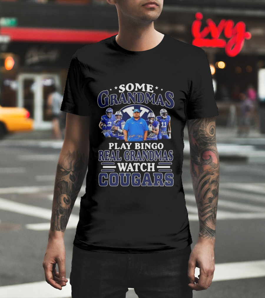 Some Grandmas Play Bingo Real Grandmas Cougars Football Signature T-Shirt