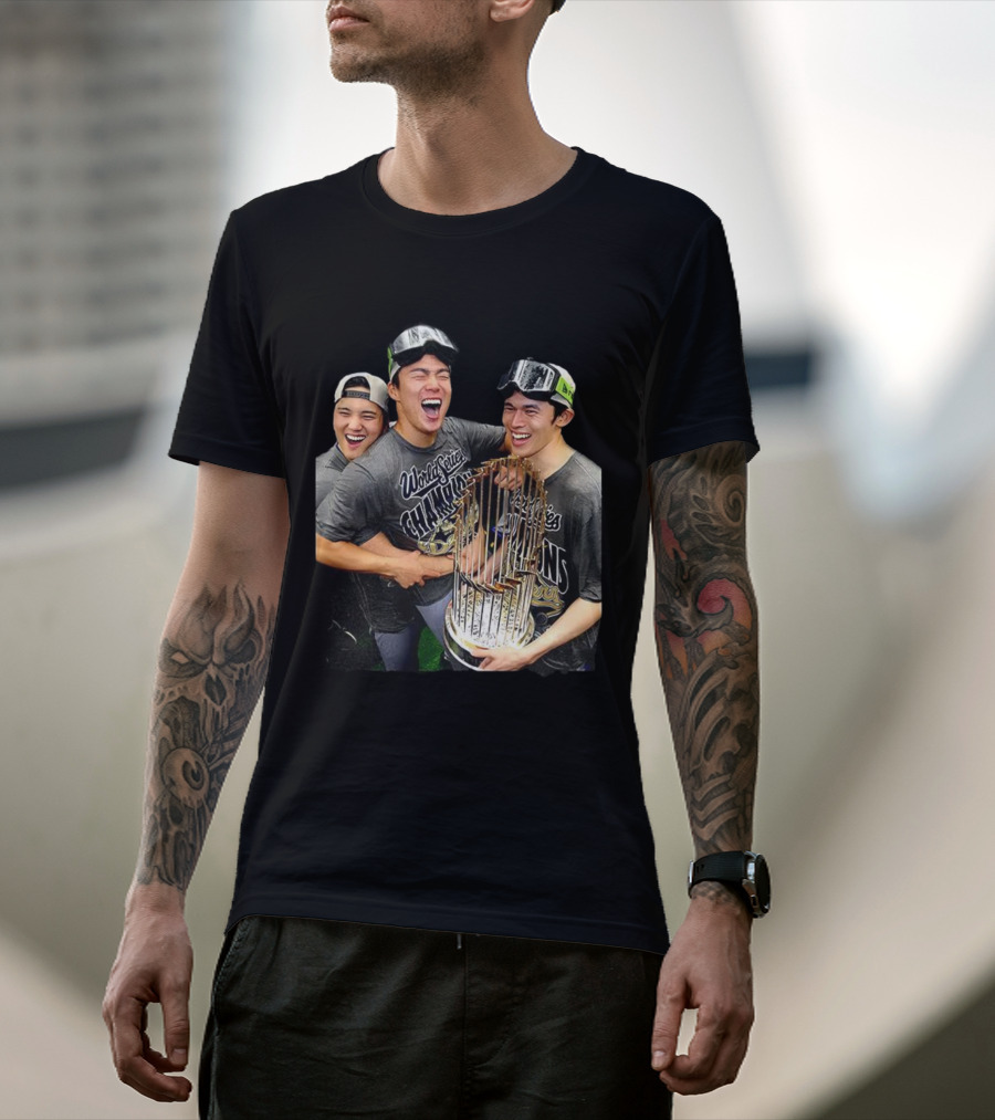 World Series Champions 2025 Yoshinobu Yamamoto Rōki Sasaki Shohei Ohtani Celebration T-Shirt