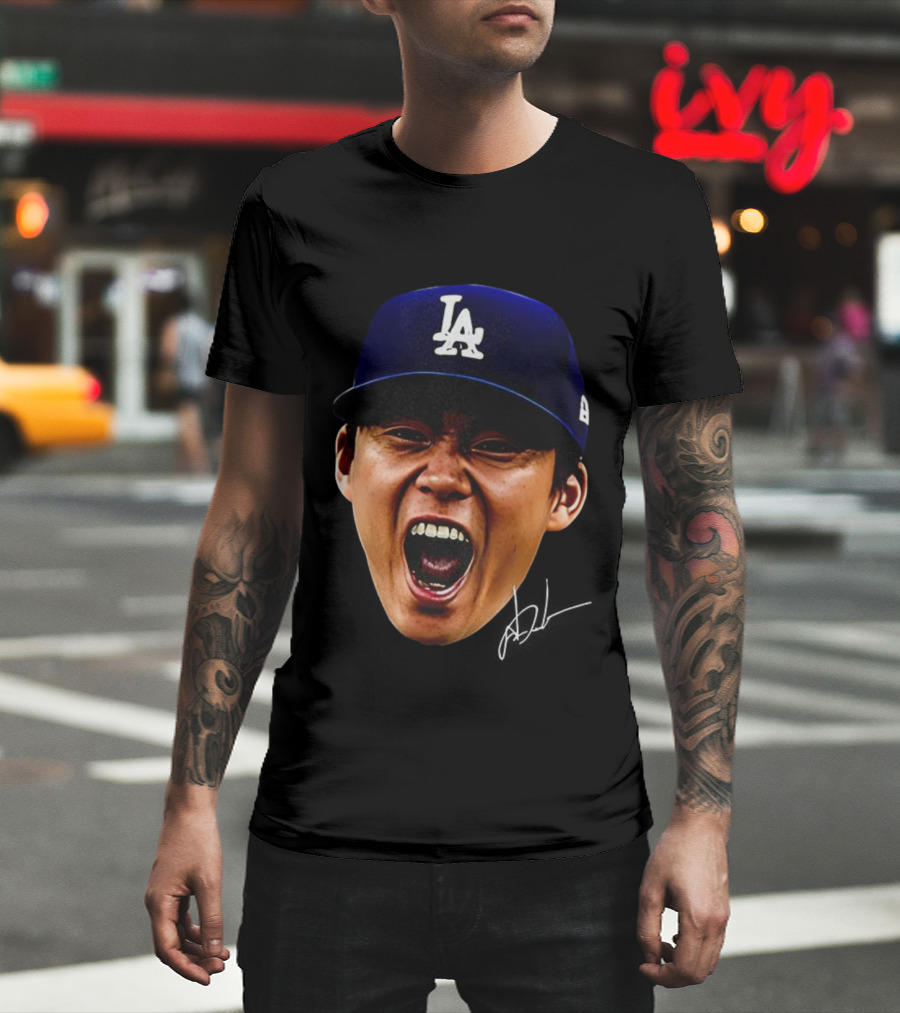 Yoshinobu Yamamoto LA Cap Big Head World Series Champions 2025 Signature T-Shirt