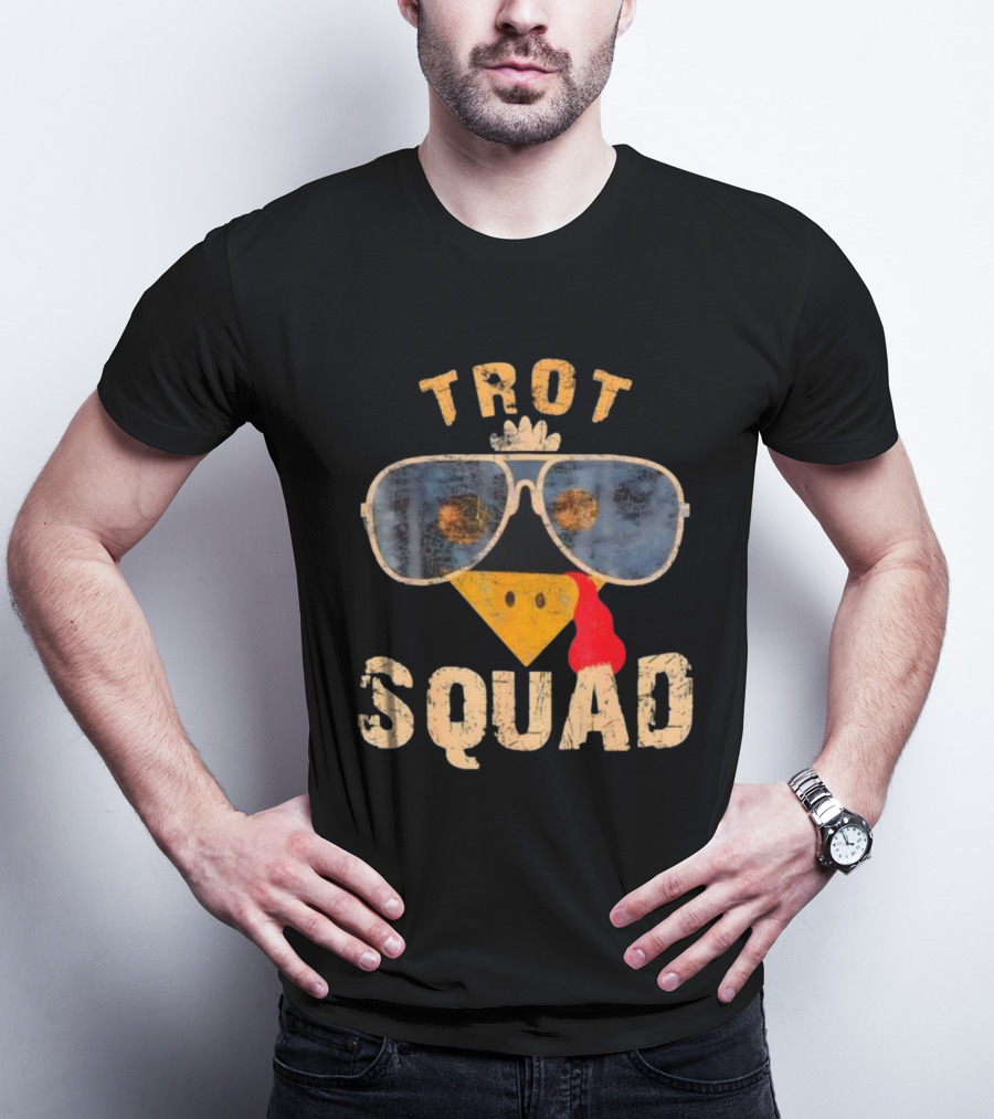 Thanksgiving Turkey Trot Squad Sunglasses Turkey Face 2025 Race T-Shirt