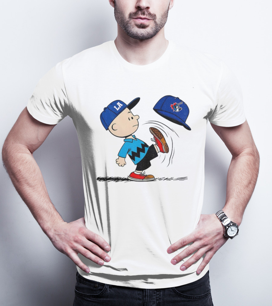 Los Angeles Dodgers LA Cap Charlie Brown Kicking Toronto Blue Jays Hat Peanuts Crossover T-Shirt
