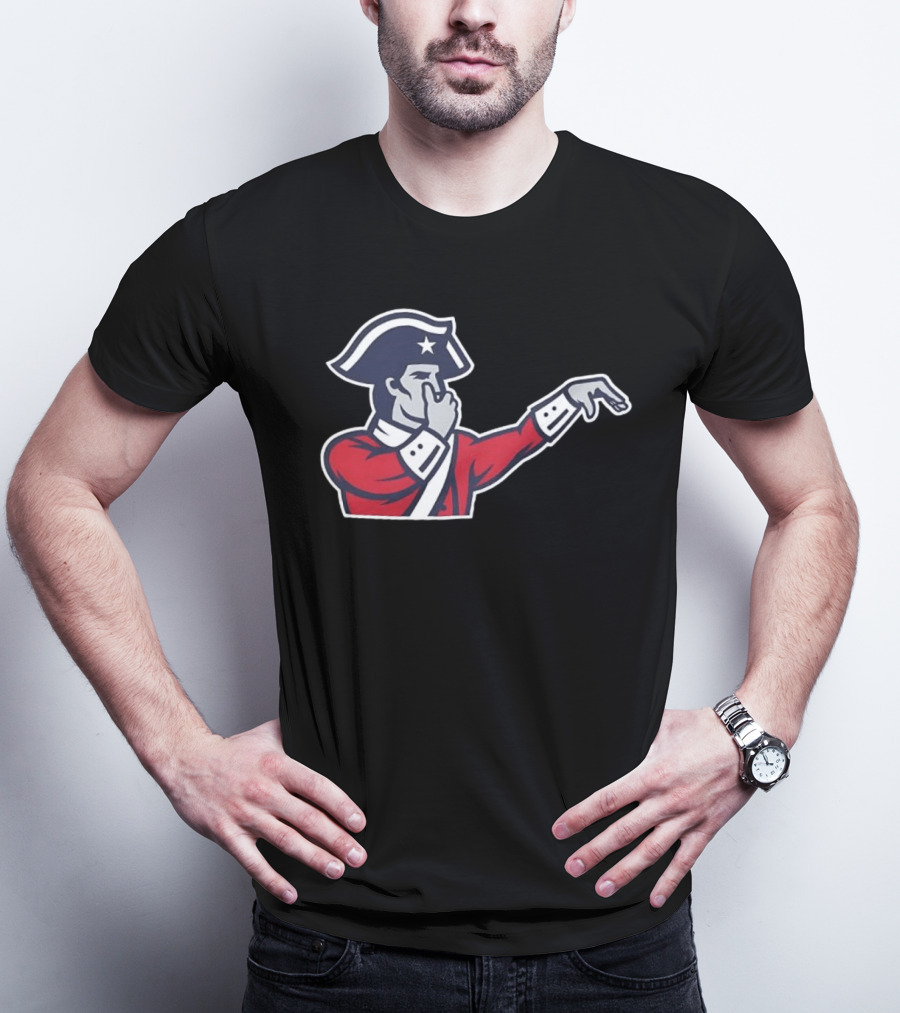 New England Patriots Hold Ya Nose Pat Patriot Gesture T-Shirt