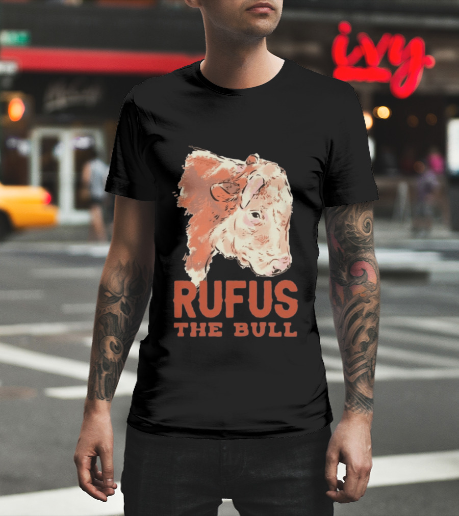 Rufus The Bull Cow Retro Style Rustic T-Shirt