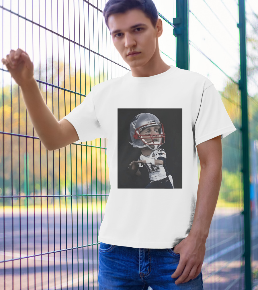 Tom Brady New England Patriots Caricature Super Bowl MVP Quarterback 12 Football Helmet T-Shirt