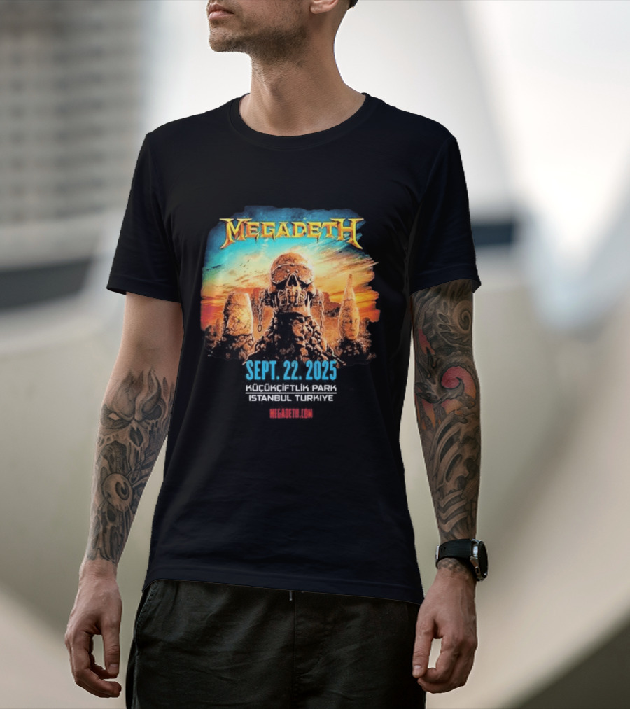 Megadeth September 22 2025 Küçükçiftlik Park Istanbul Turkey Skull T-Shirt